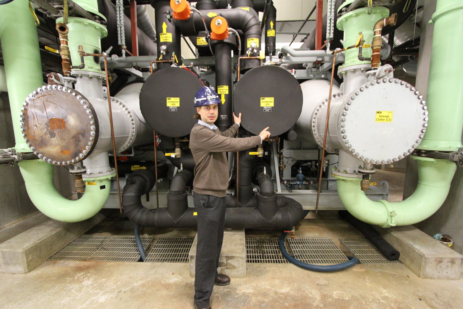 28. Sewer heat keep homes warm in Vancouver's False Creek area - Green ...